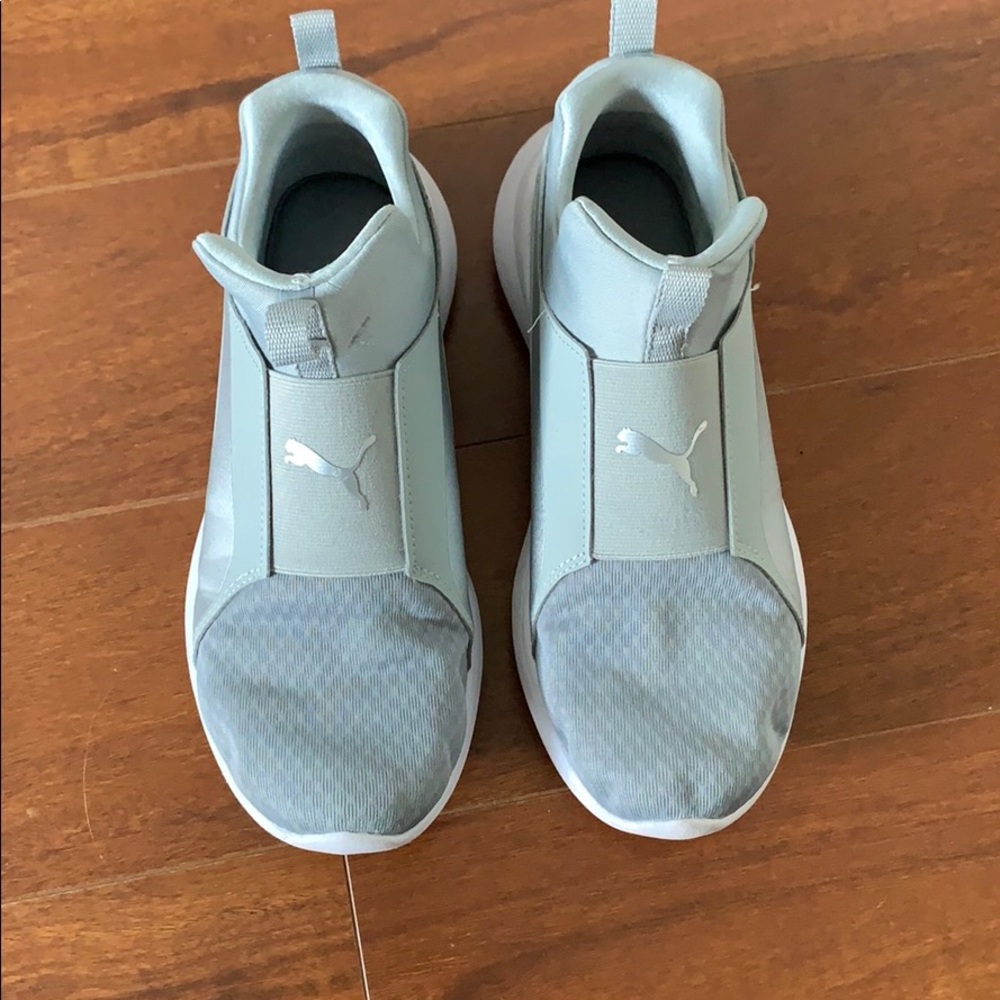 Grey Puma Sneakers - Gem